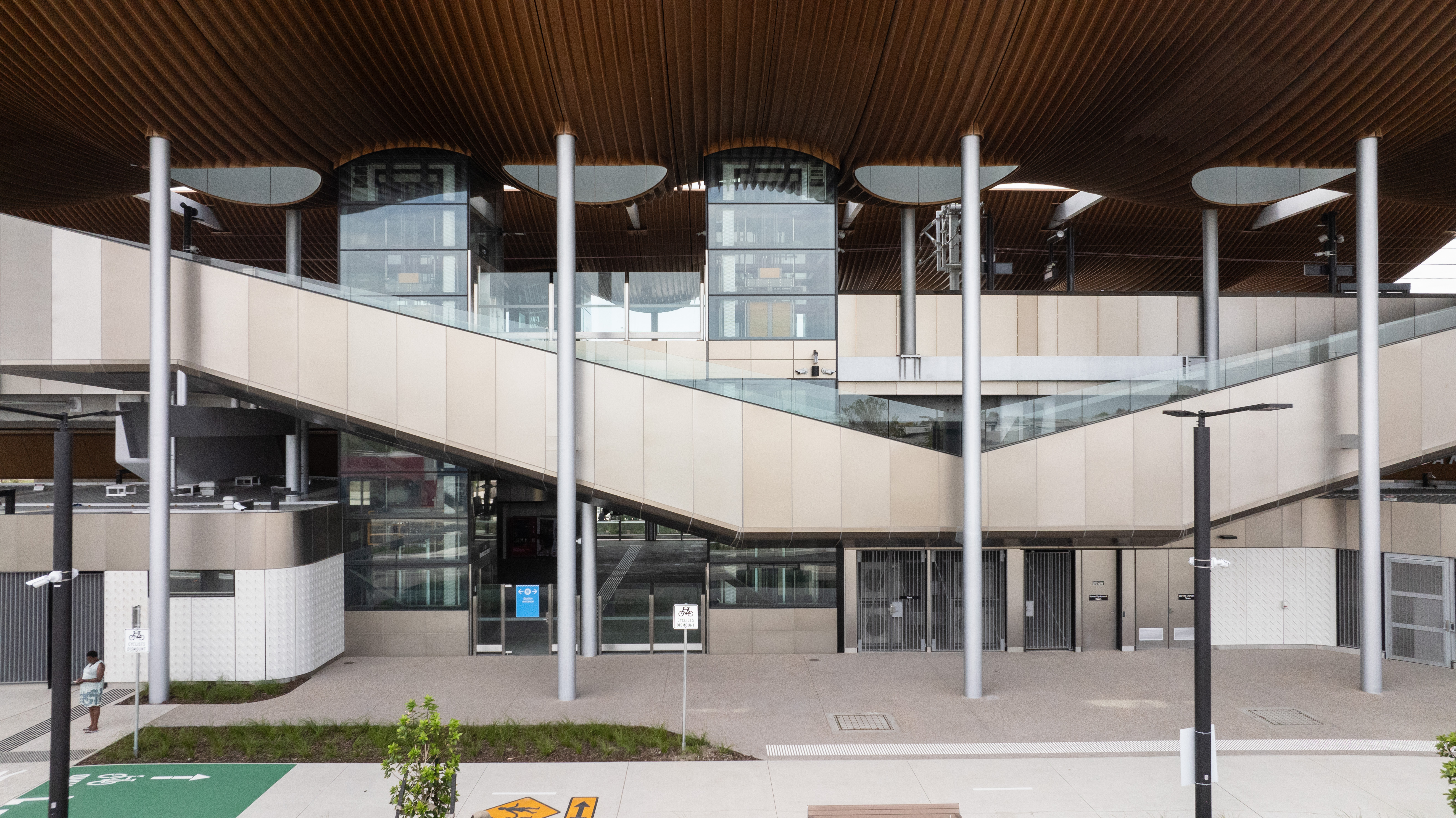Pakenham Station Opens with Iconic Design and Superior Coating Systems